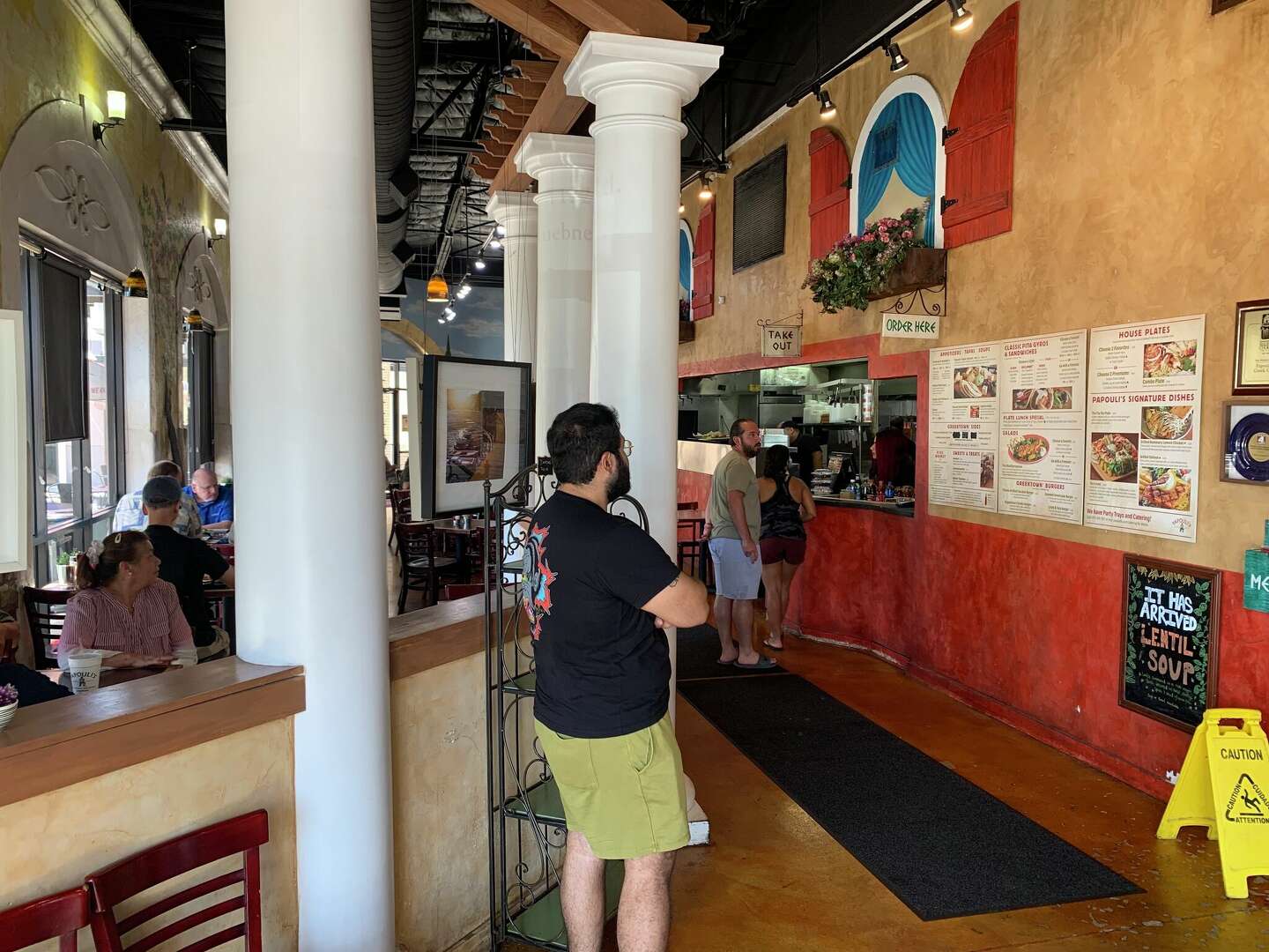 Papouli's Greek Grill has daily pita sandwich lunch special