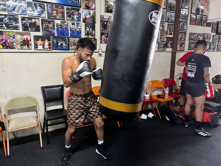San Antonio boxer Ramon Cardenas faces Rafael Pedroza Friday