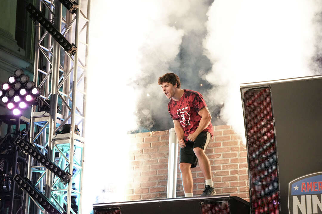 Vance Walker is 3rd 'American Ninja Warrior' million dollar winner