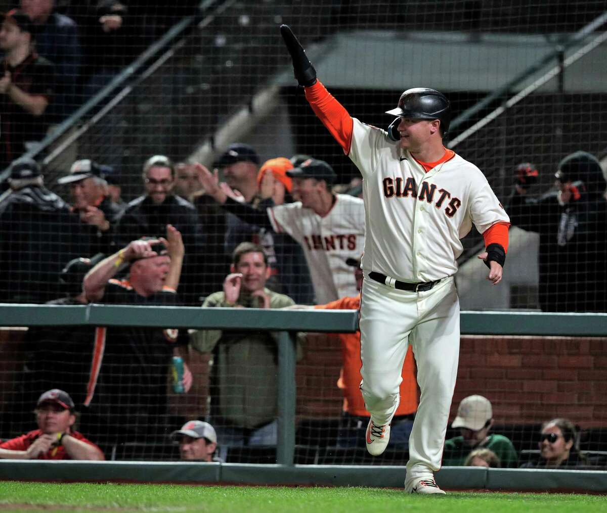 Giants’ Alex Cobb grinds it out in 10-inning win; Sabol, Wade cap it