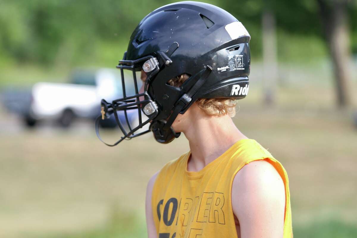 Bear Lake football hosts Onekama on Saturday night