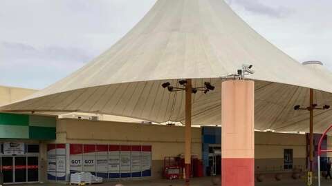 H-E-B El Mercado removed its iconic tent. Here's what's next.