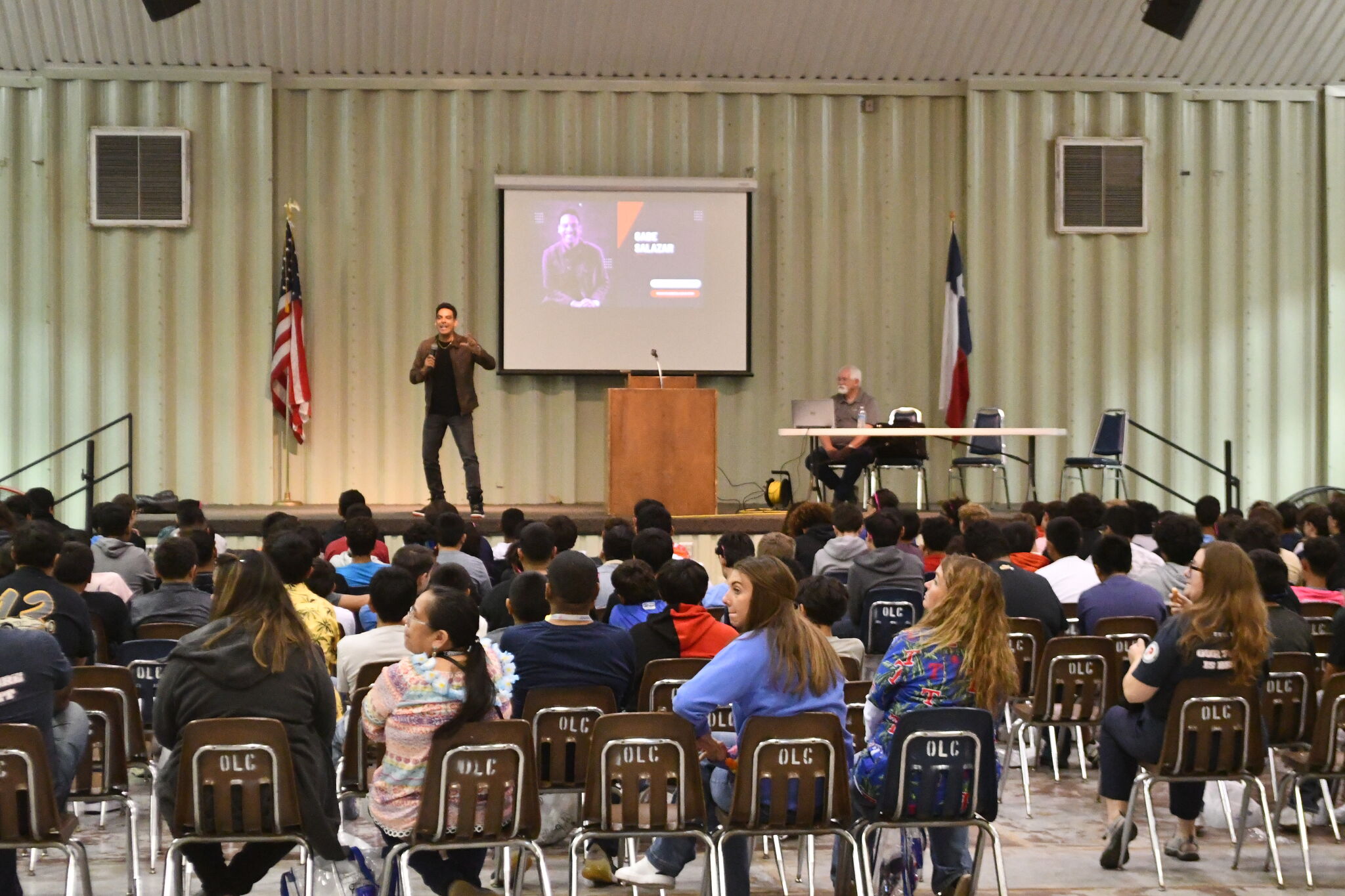 Area middle school students get insight in future careers at job fair