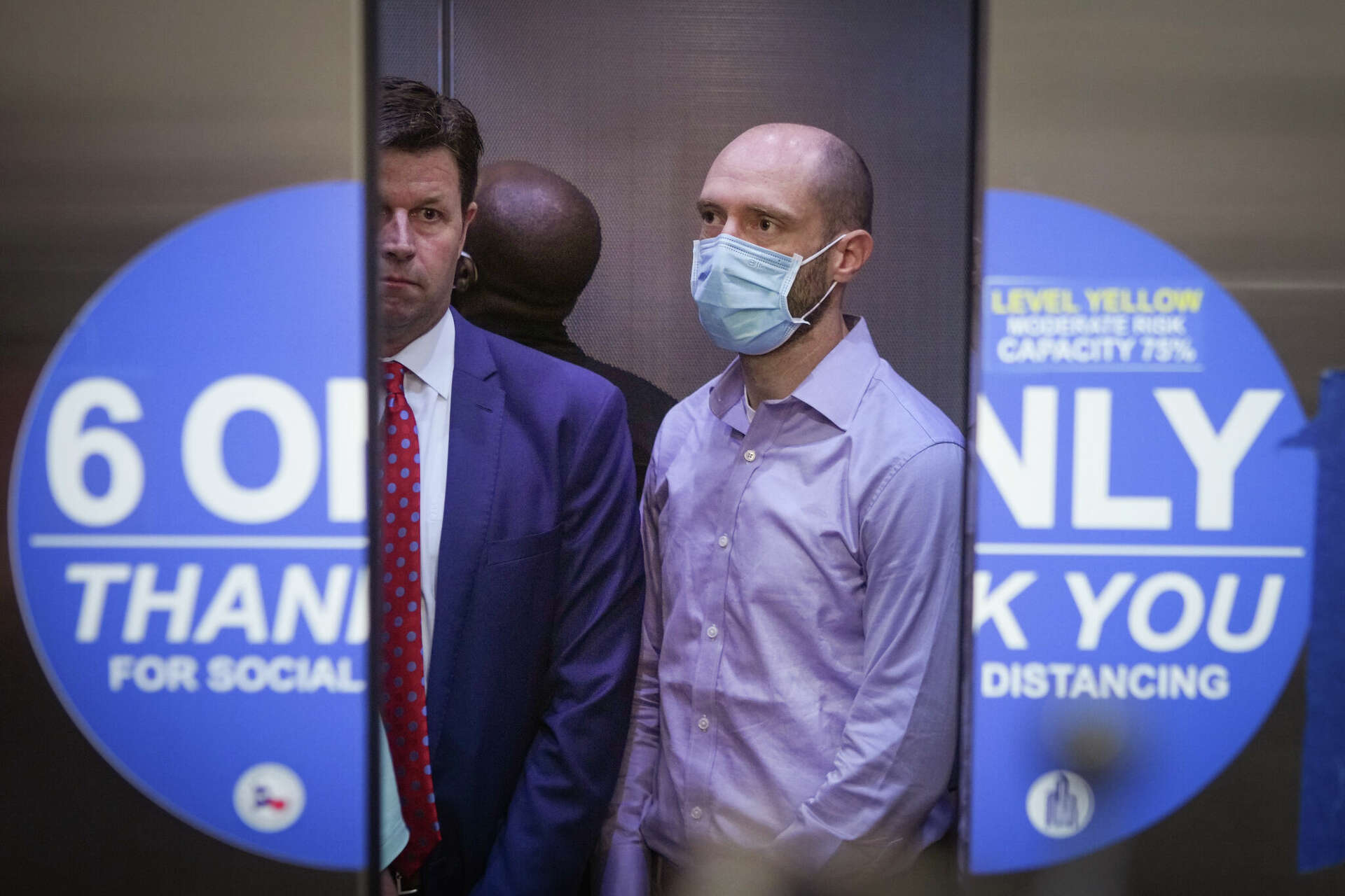 Two search warrants against Hidalgo bring little useful intel