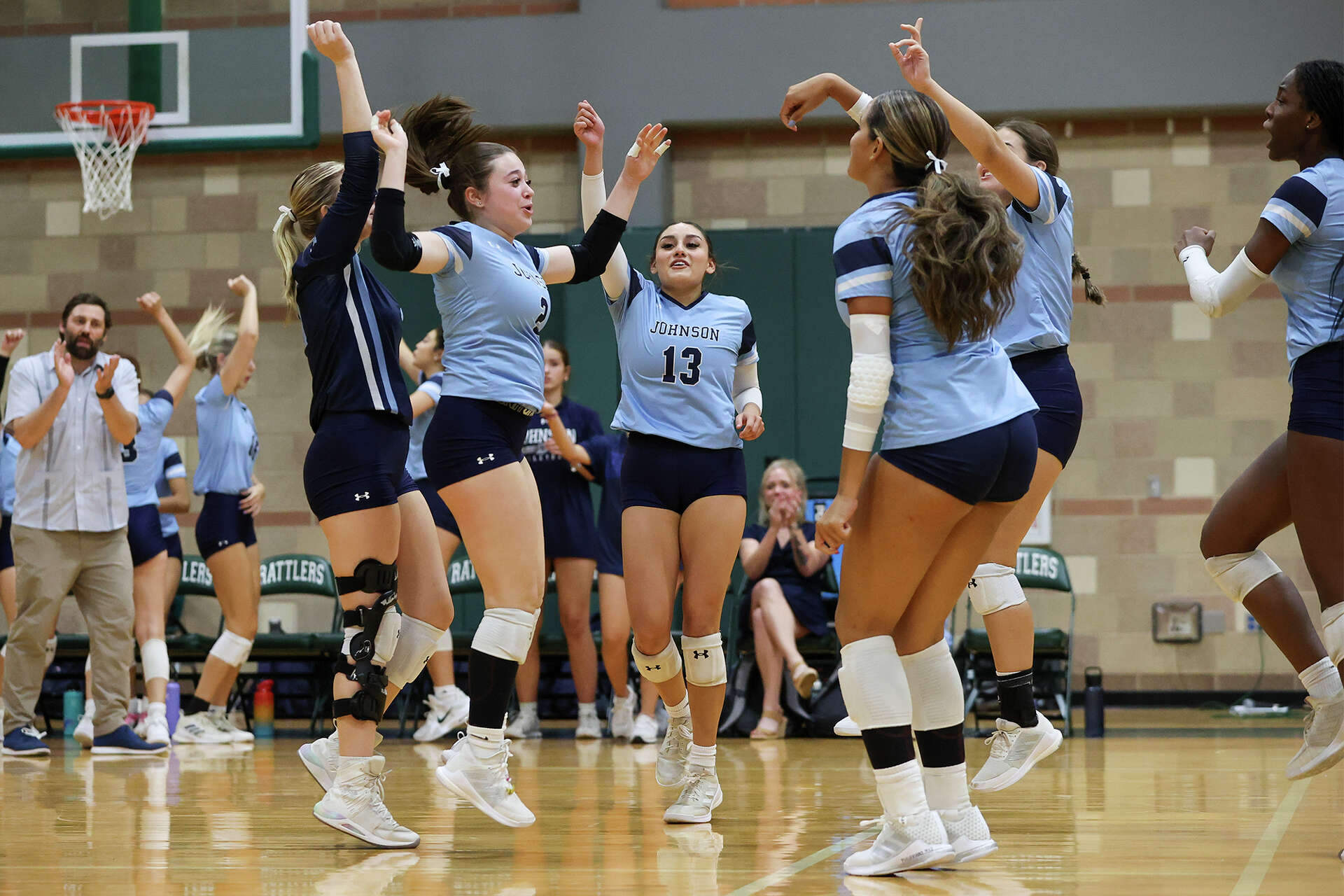 Reagan's young volleyball team shows growth after rally over Johnson