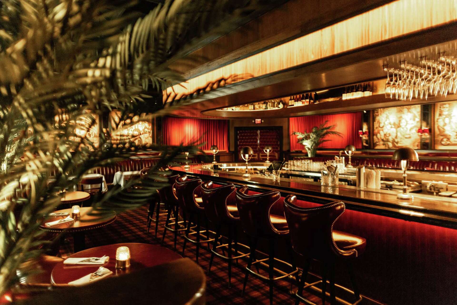 Drake’s Hollywood, an upscale restaurant-lounge, to open in Montrose