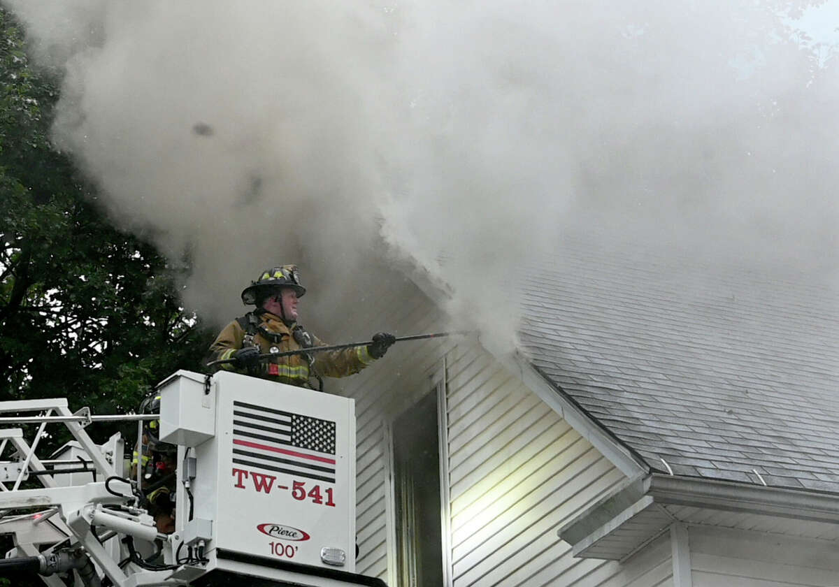 Police: Lightning strike may have caused Vernon house fire