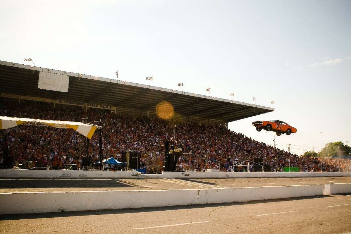 Stuntman Cory Eubanks opens Texas stunt driving school