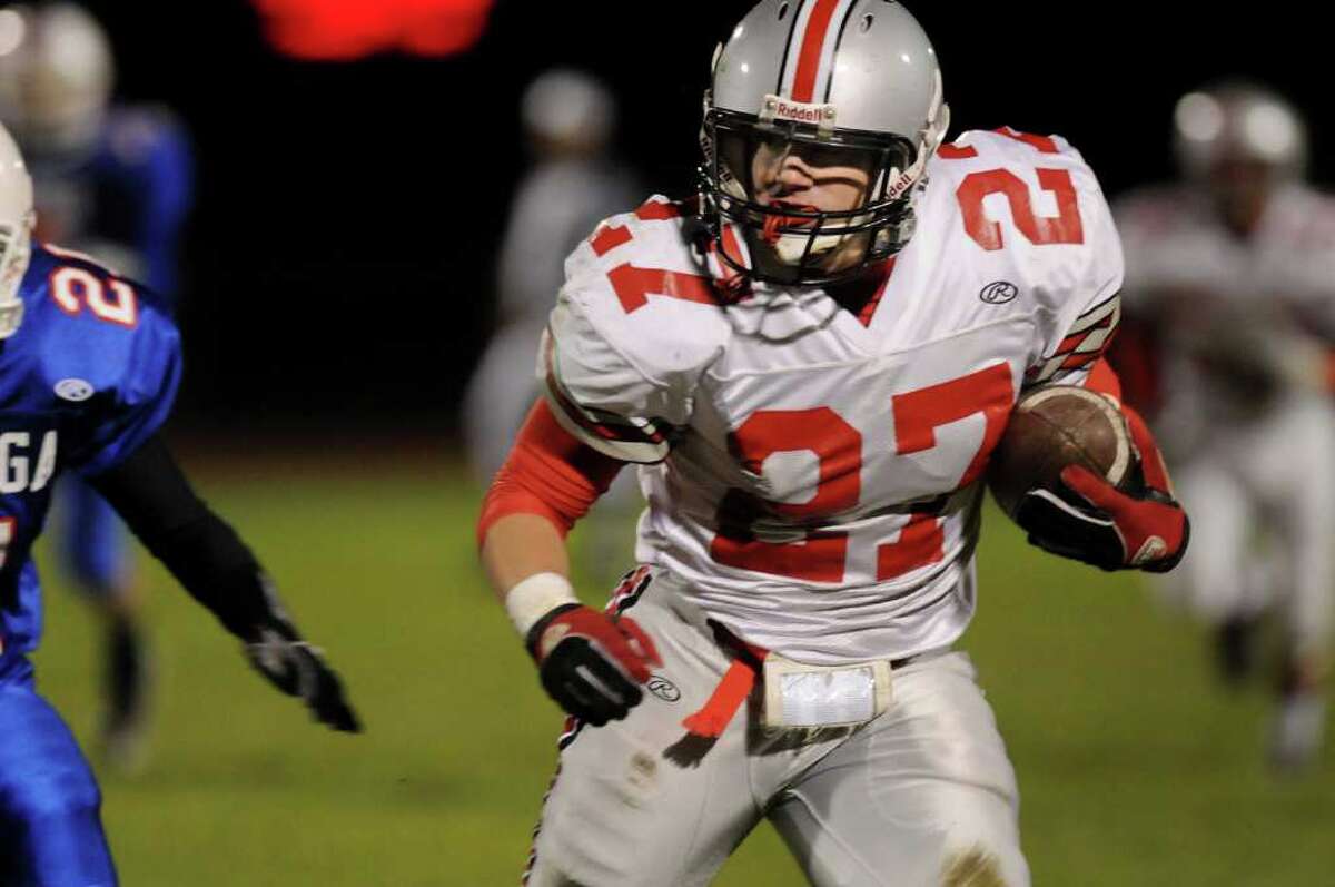 Niskayuna escapes with win