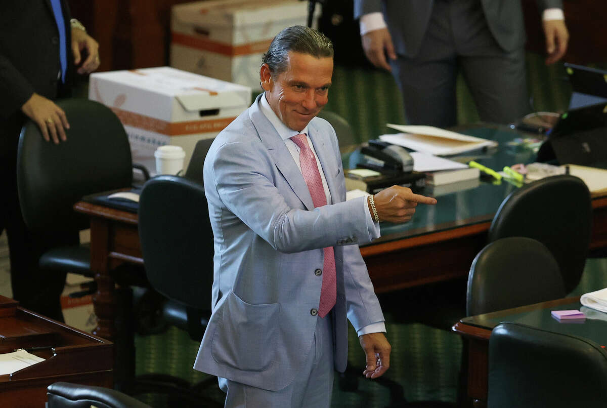 Ken Paxton impeachment trial live updates: Paxton's defense rests