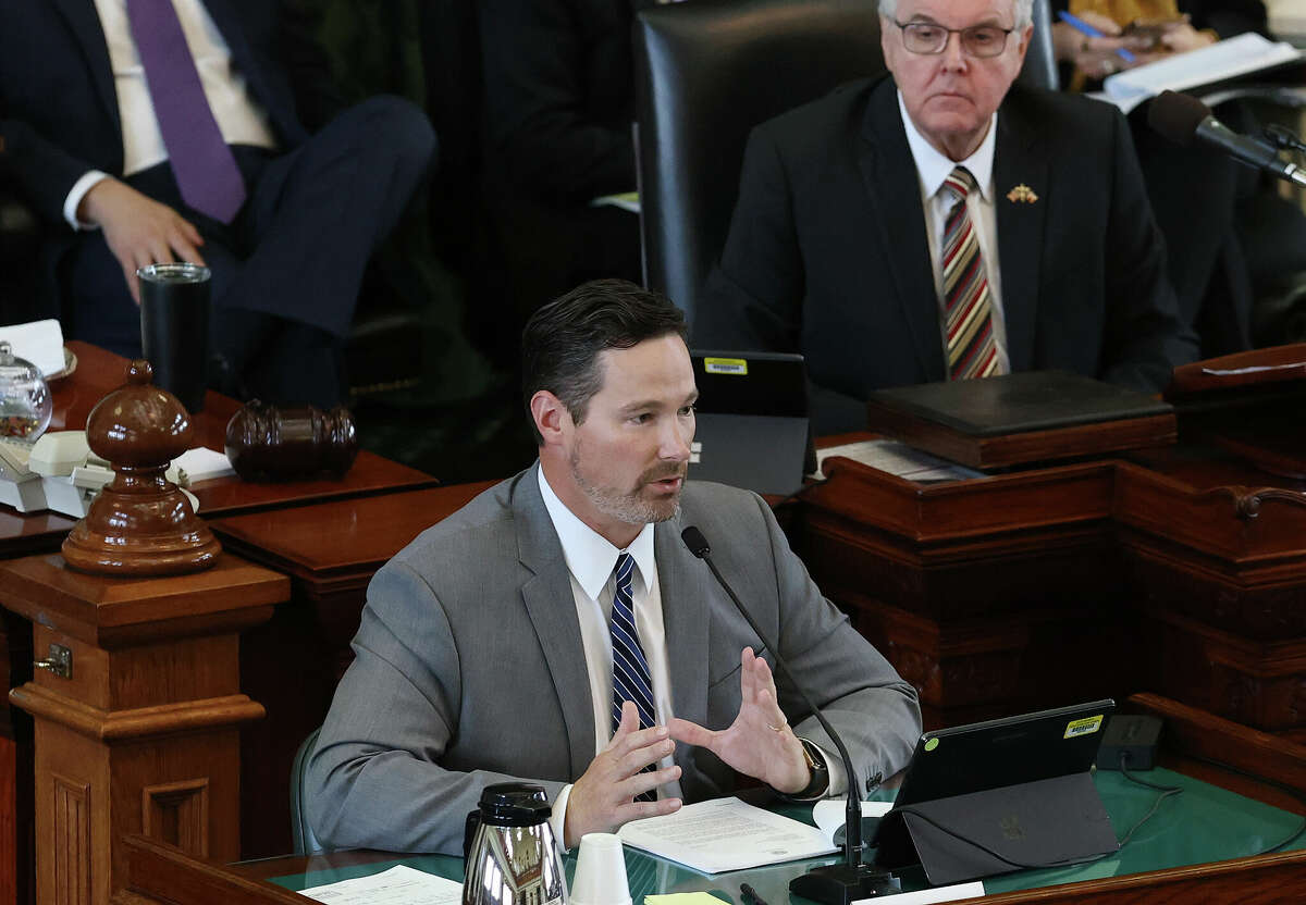 Ken Paxton impeachment trial live updates: Paxton's defense rests