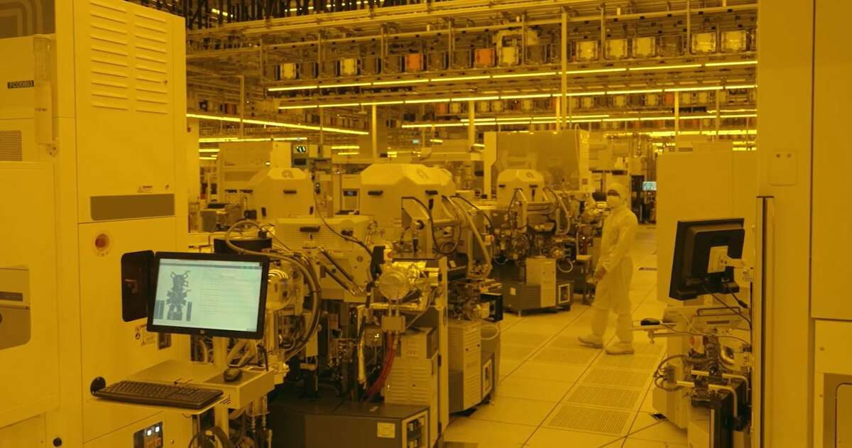 GlobalFoundries buys 800 acres needed for second chip fab