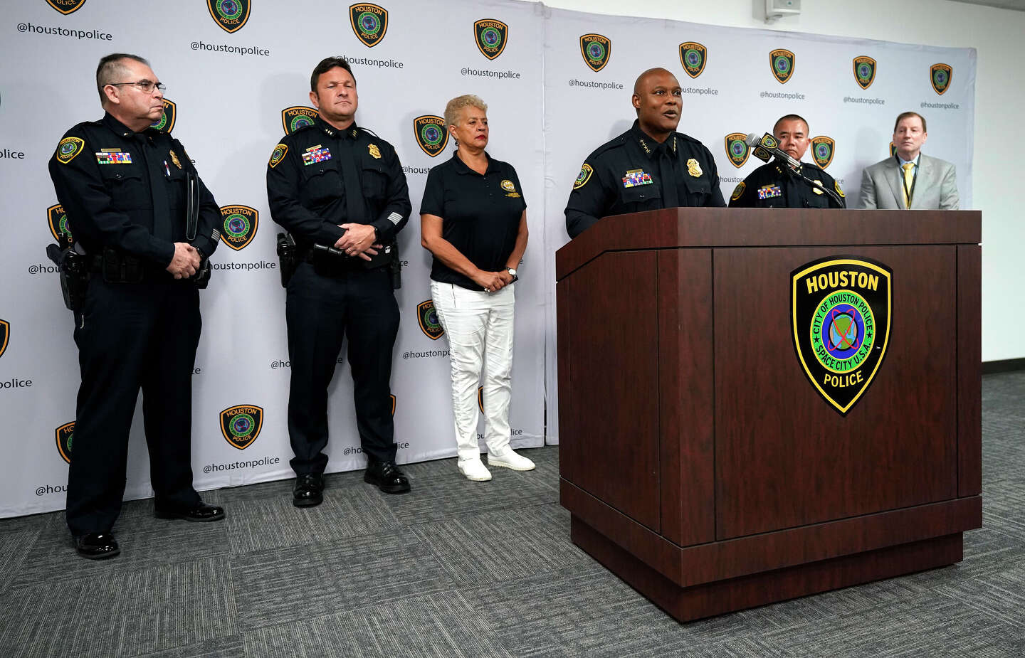 HPD to halt police chases for certain offenses in major change aimed a