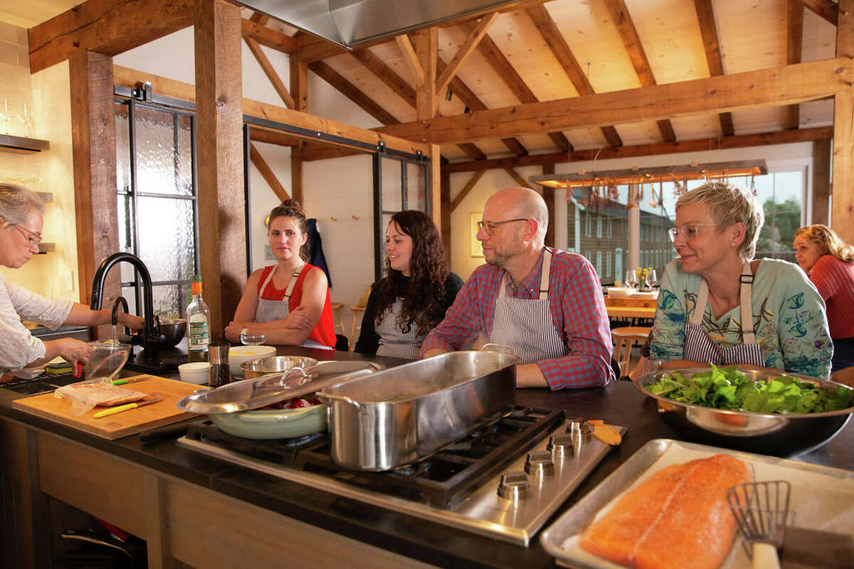 CT's Husky Meadows Farm offers farm-to-table experiences this fall