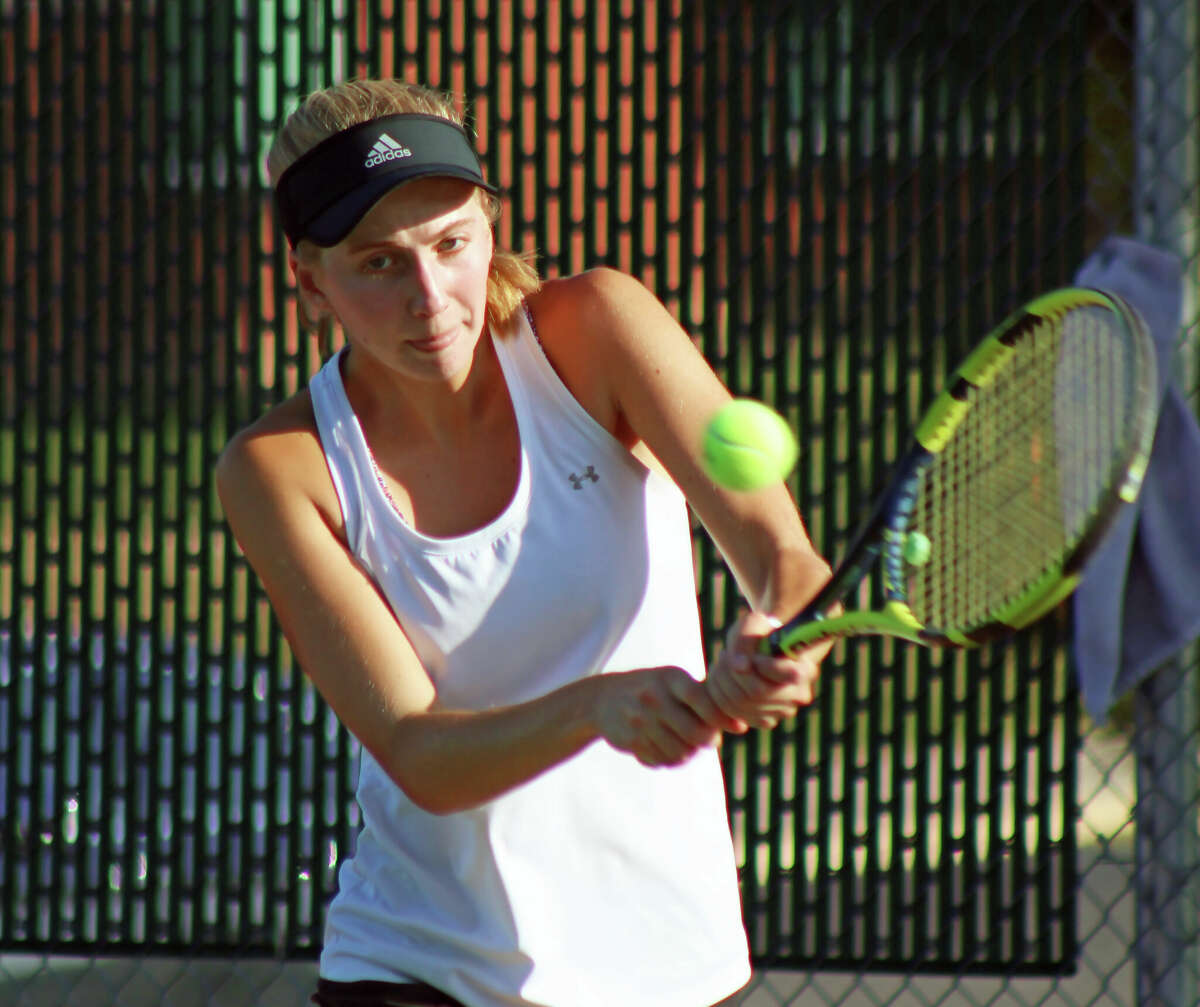 EHS competes against state powerhouse in Chicago