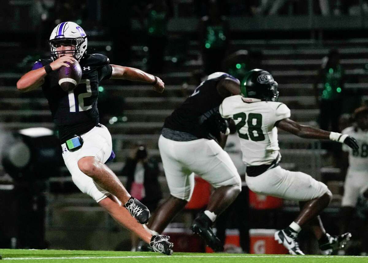 Ridge Point Panthers edge Hightower Hurricanes in 20-6A showdown