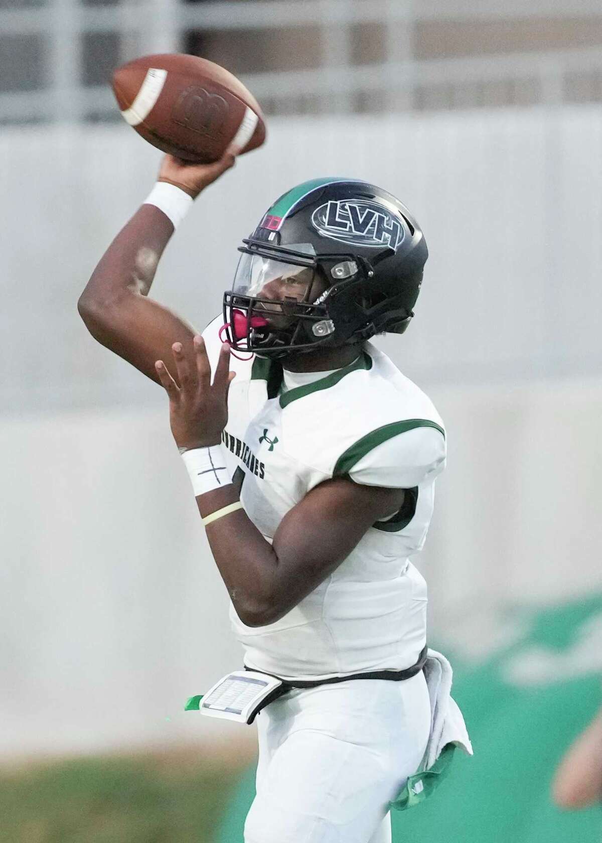 Ridge Point Panthers edge Hightower Hurricanes in 20-6A showdown