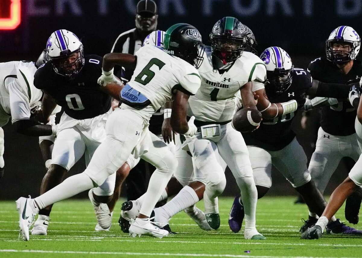Ridge Point Panthers edge Hightower Hurricanes in 20-6A showdown