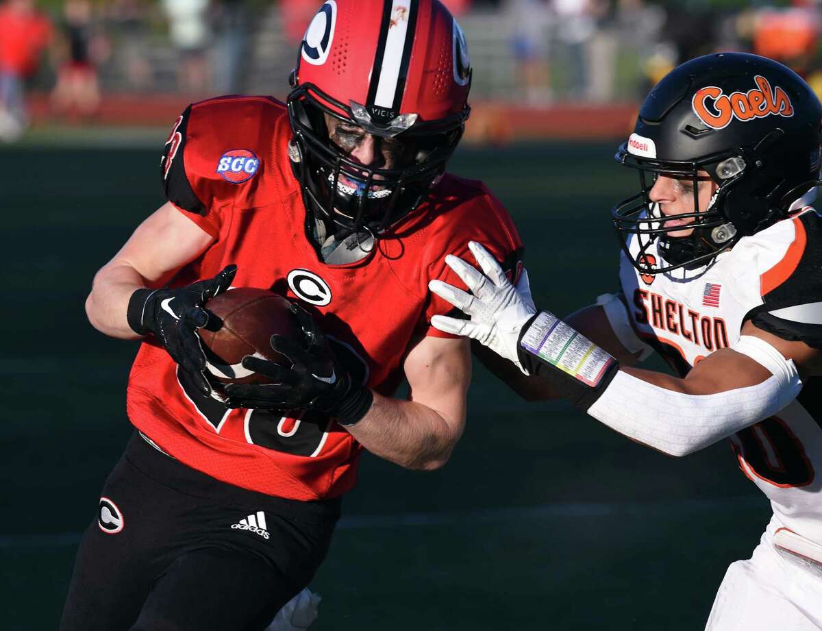 Matt Jeffery's 3rd TD lifts Cheshire football over Shelton in OT