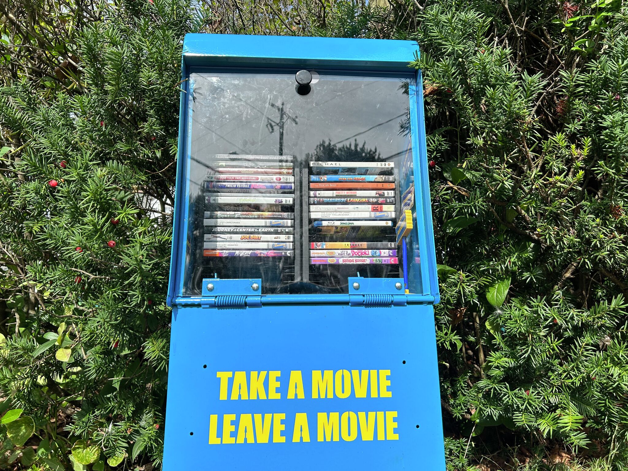 Free Blockbuster returns memory of the iconic video store to CT