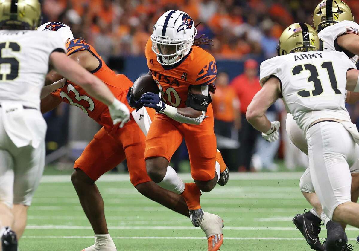 UTSA football: Jeff Traylor faces new challenge after loss to Army