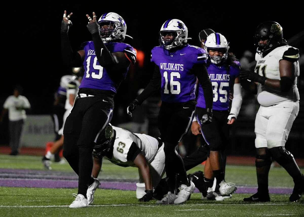 Willis Wildkats stay undefeated with win over Conroe Tigers