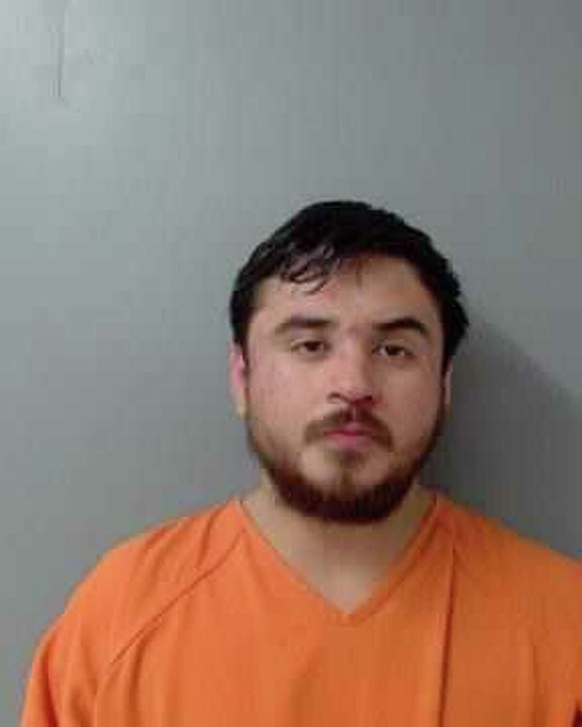 PD: Laredo man in 3 traffic crashes, tried to take officer's weapon