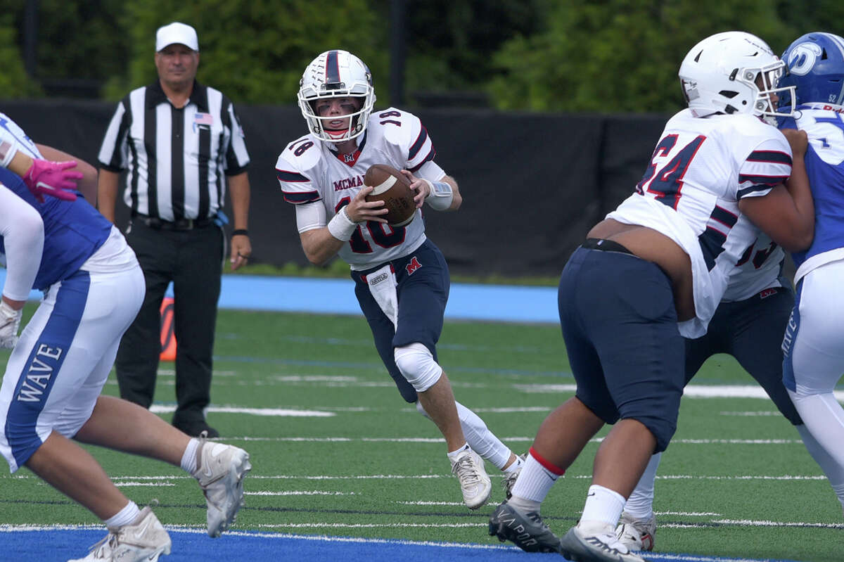 Darien football defeated Brien McMahon-Norwalk in an FCIAC game