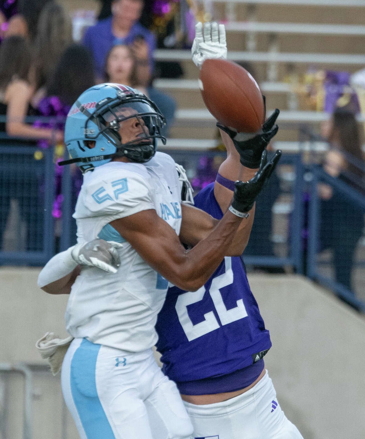 HS FOOTBALL: Bulldogs improve to 4-0 after defense stops Monterey