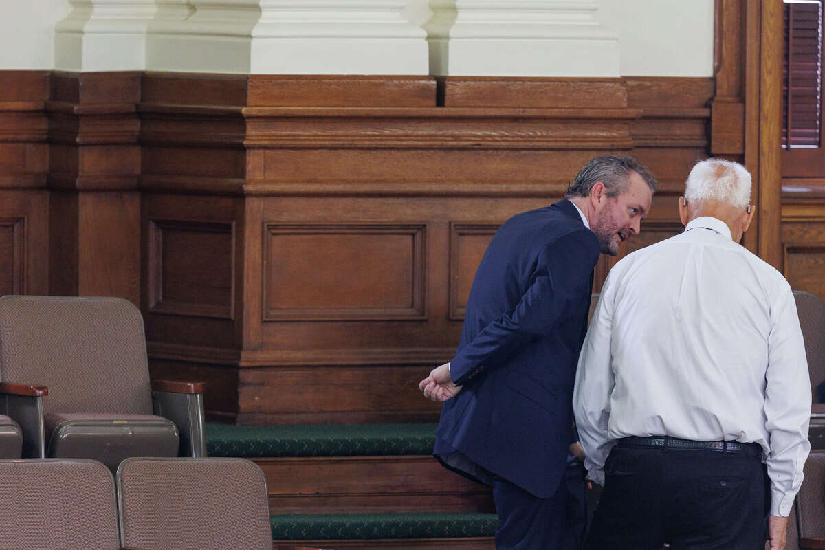 Ken Paxton acquitted by Texas Senate, reinstated as attorney general