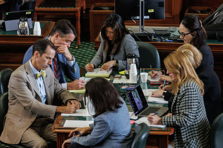 Ken Paxton acquitted by Texas Senate, reinstated as attorney general