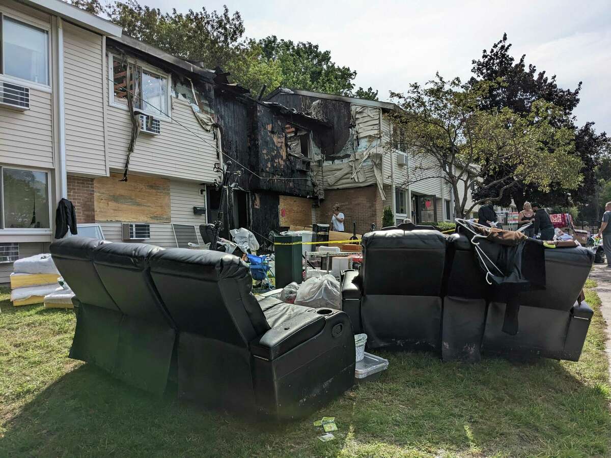 Schenectady fire chief: 1 injured in Southgate Apartments fire
