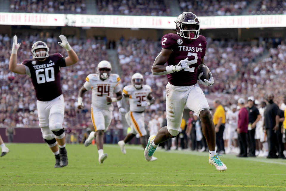 Texas A&M football: Rueben Owens, Dalton Brooks making impact