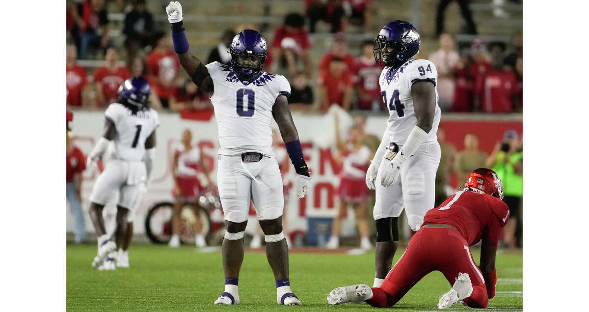 UH Cougars lose first game in Big 12 play to TCU Horned Frogs