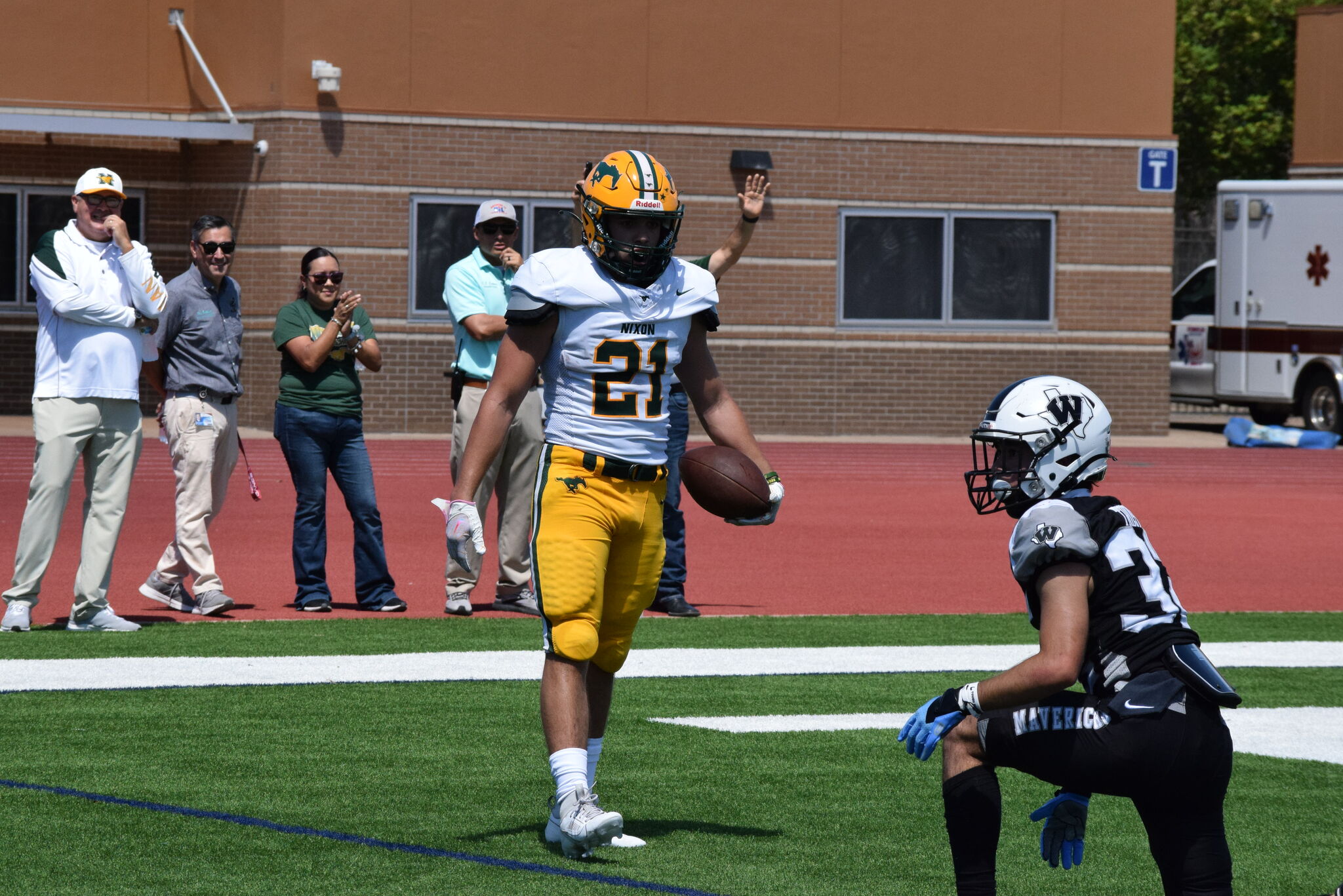 Haynes flashes leadership, talent in Nixon's win over CC Winn