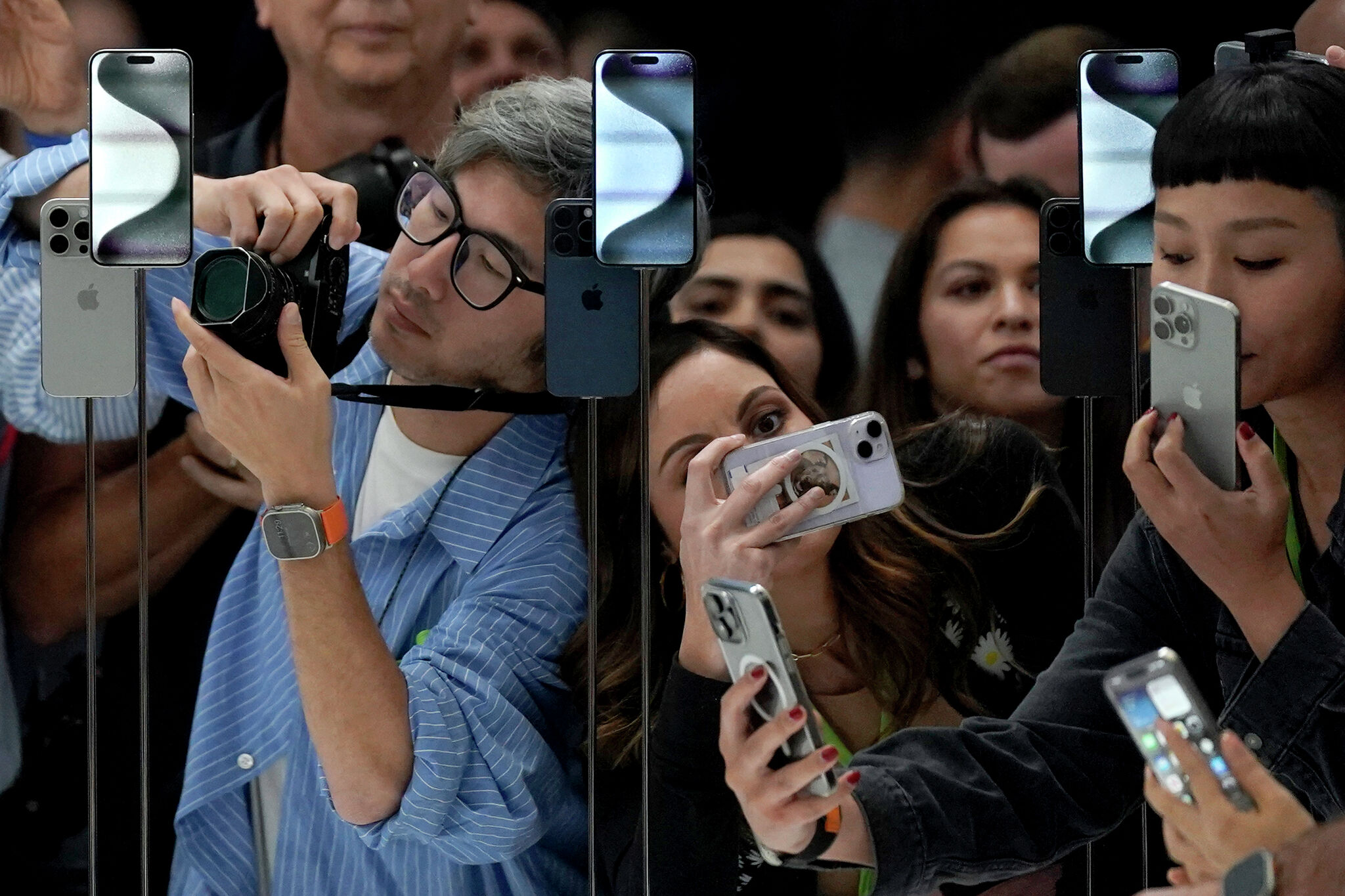 2023 iPhone Survey: 1 in 5 people believe iPhone 15 is worth the money