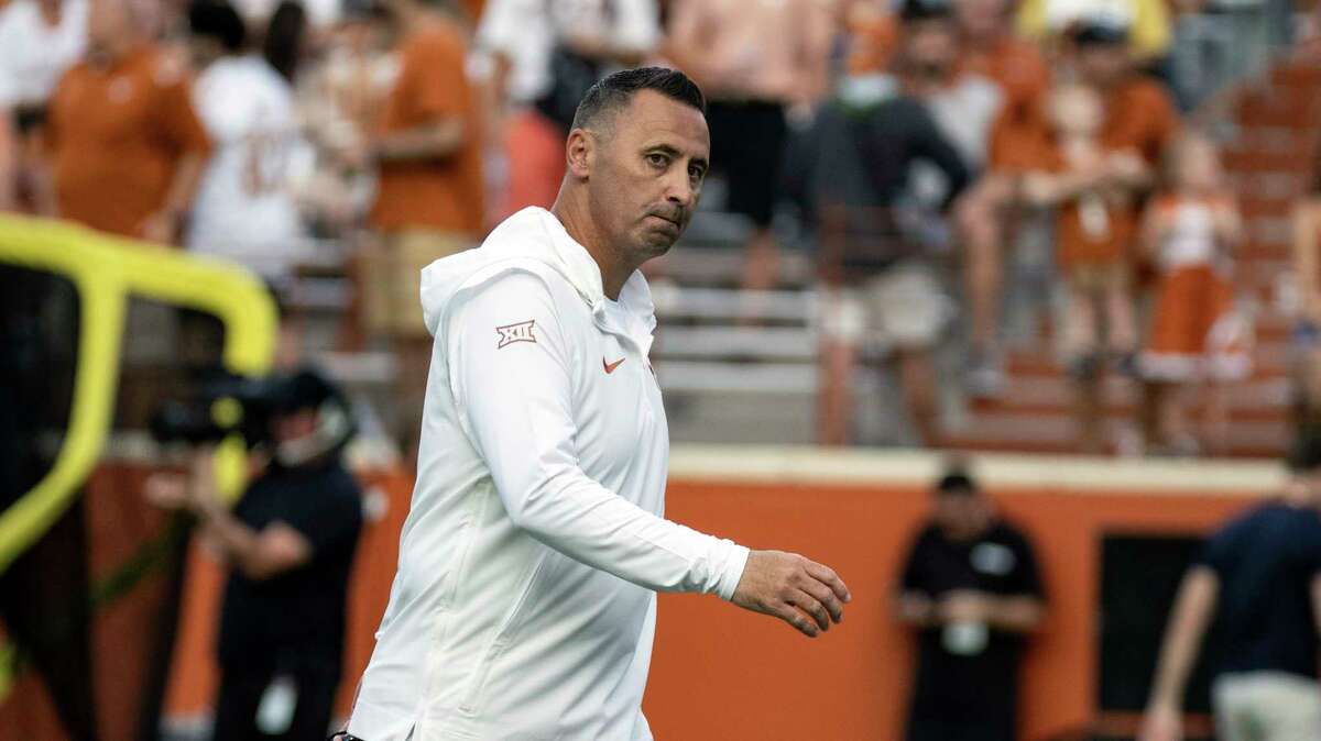 Invincible for now, Texas' Steve Sarkisian can learn from the past