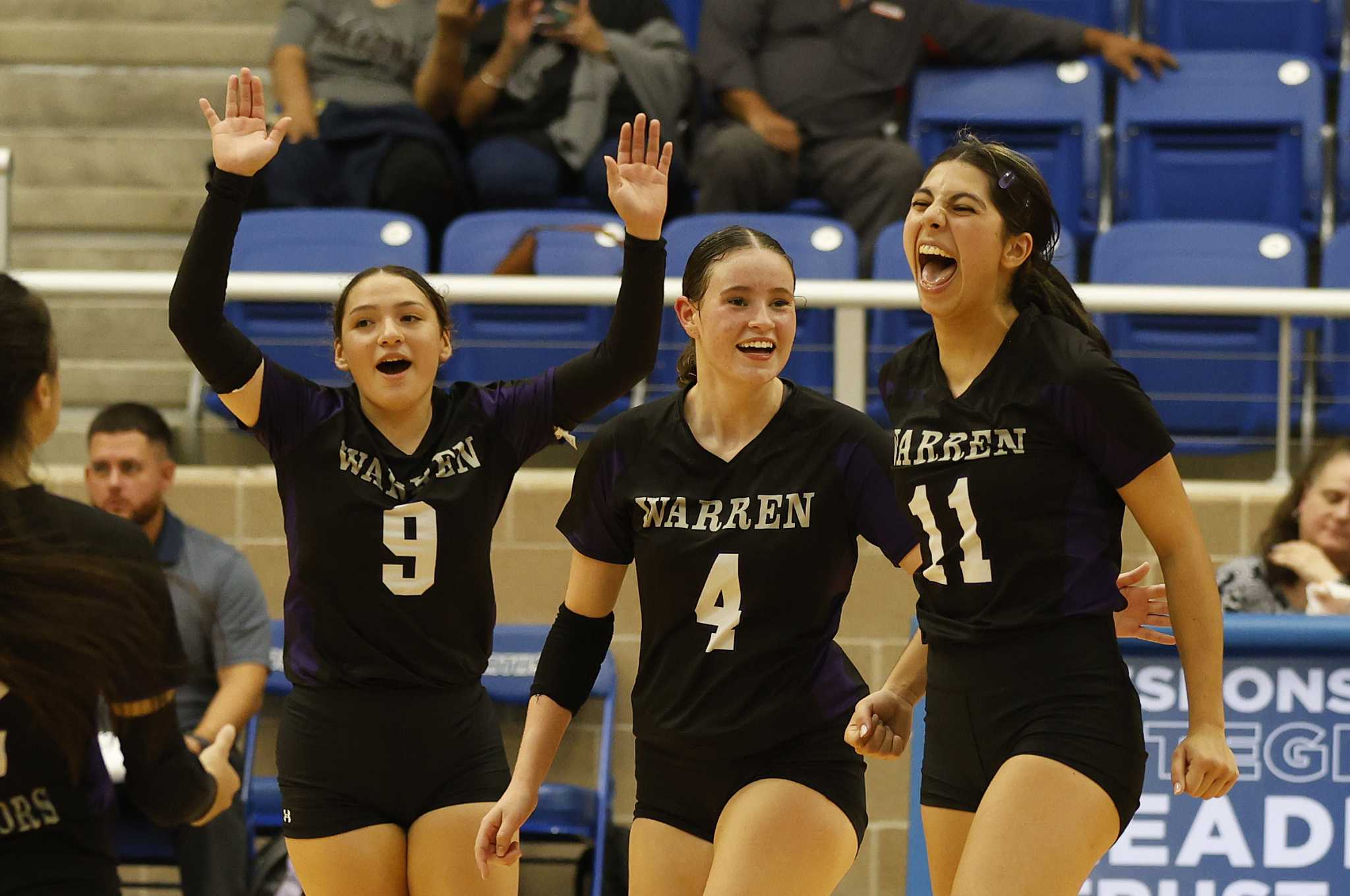 Volleyball: Warren sweeps Stevens for a big District 29-6A win