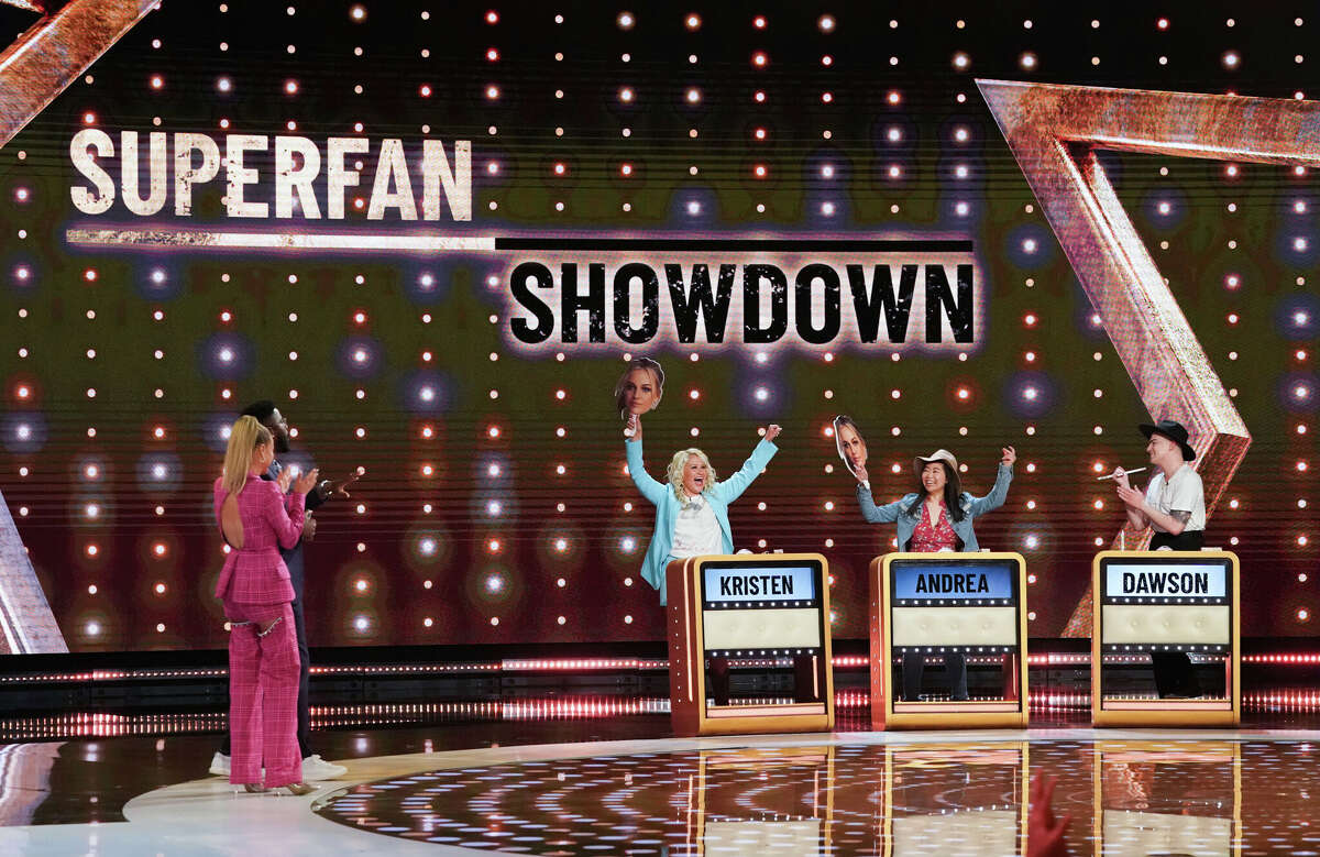 Kelsea Ballerini superfan from Willis makes CBS TV debut