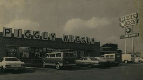 Handy Andy logo and other grocery store icons of San Antonio