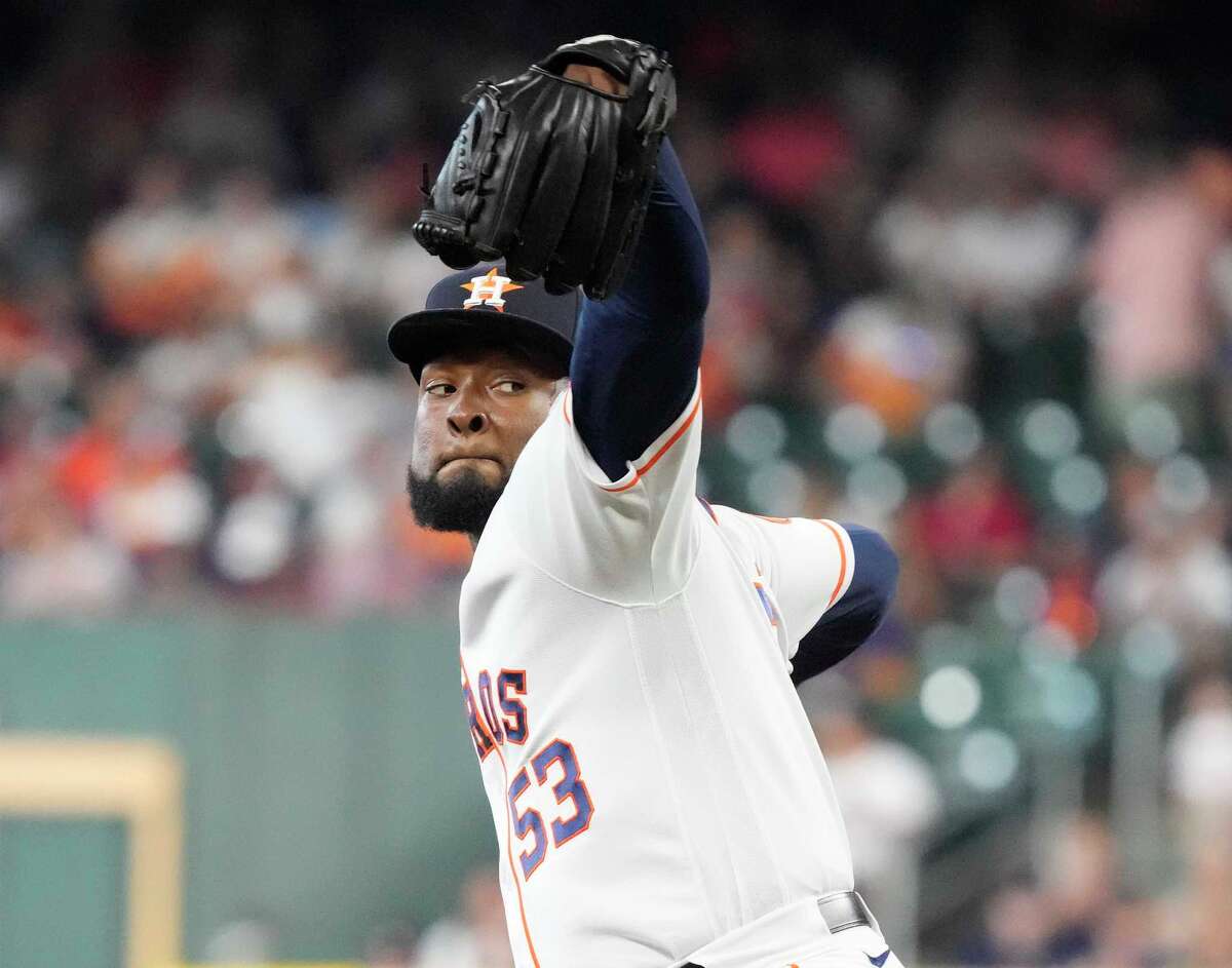 Houston Astros: Mauricio Dubon's walk-off keeps team in first place
