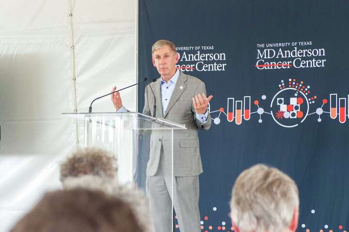 MD Anderson breaks ground on new 7-story research building