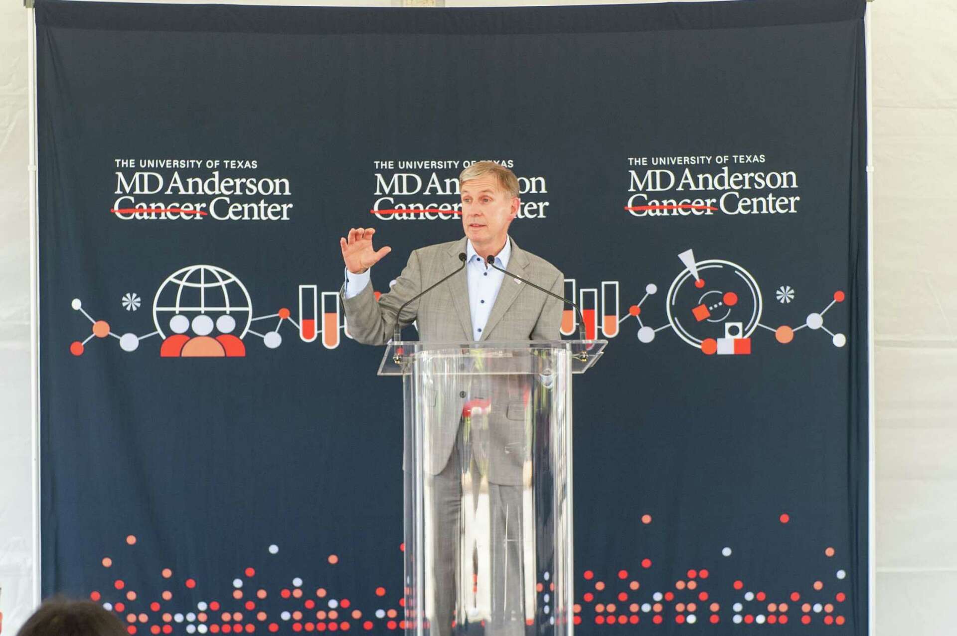 MD Anderson breaks ground on new 7-story research building