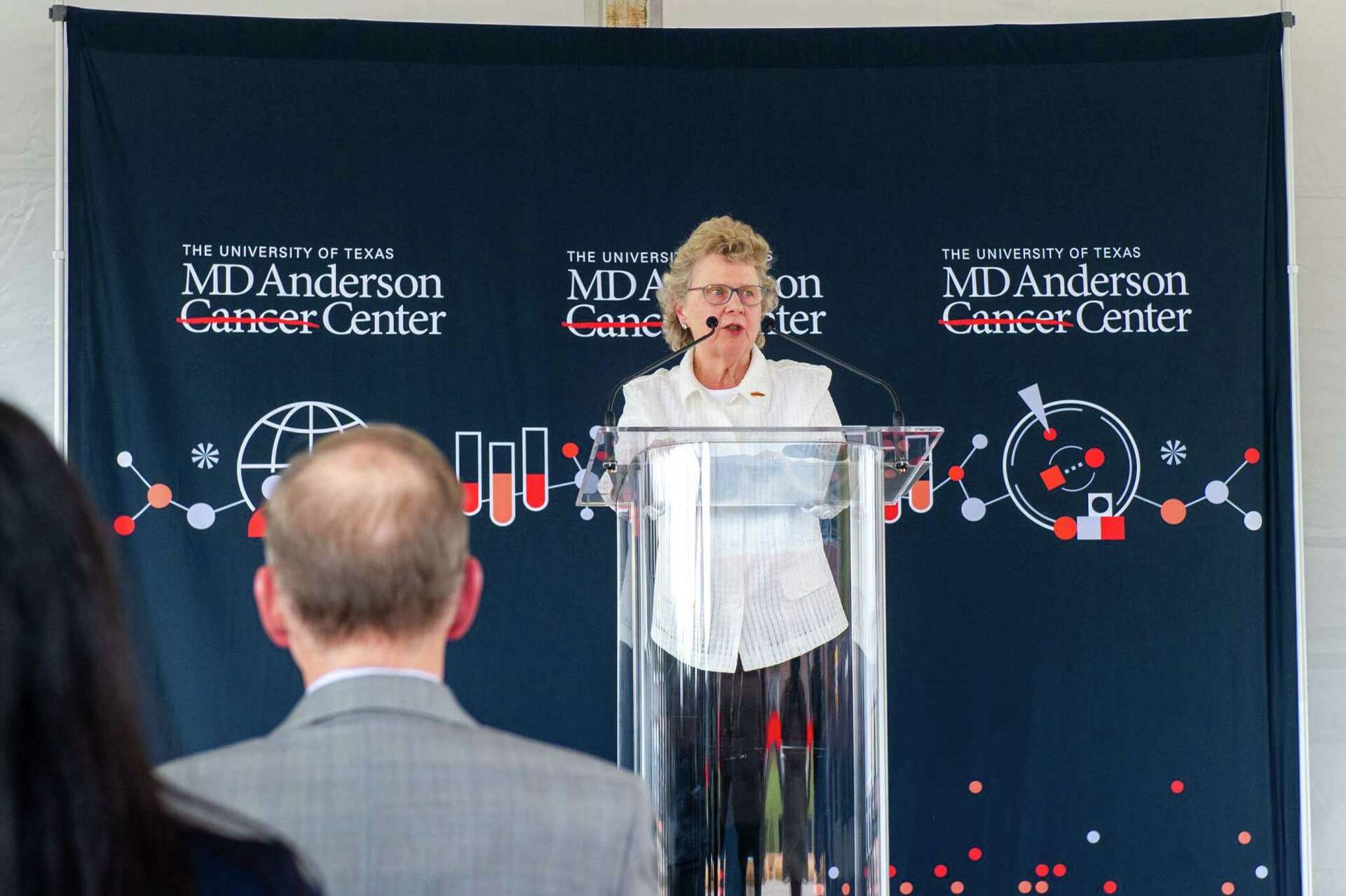 MD Anderson breaks ground on new 7-story research building