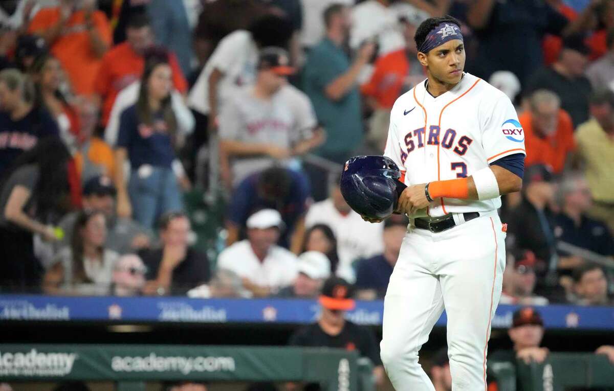 Houston Astros: Mauricio Dubon's walk-off keeps team in first place