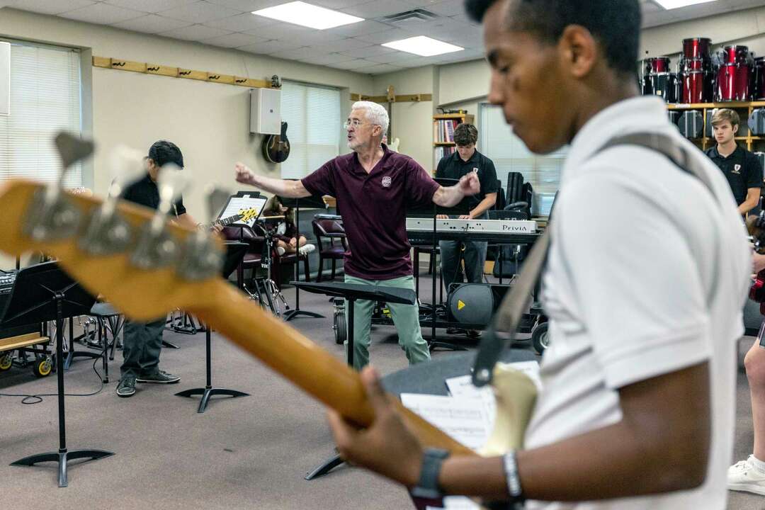 High school band director arranges music for Tower of Power