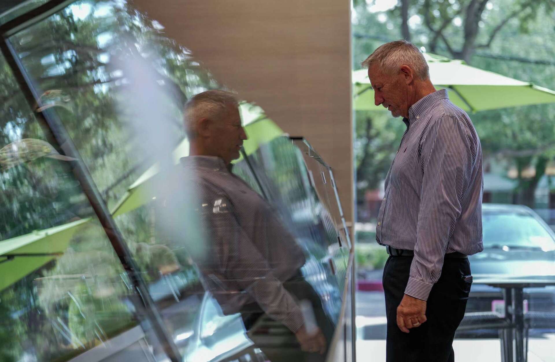 Salata salad chain to open 6 new Houston locations in expansion spree