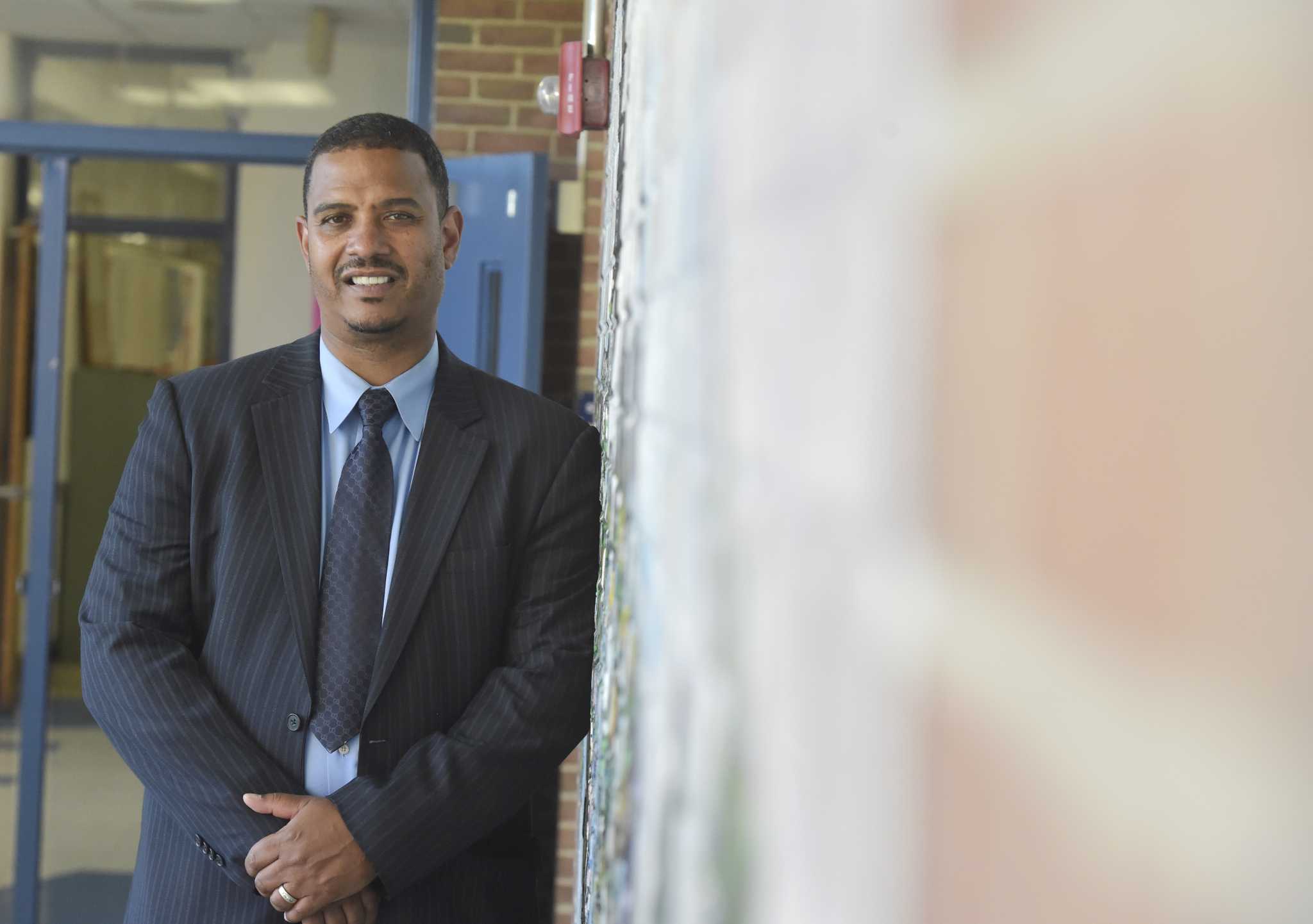 Norwalk Principal James Crouch wins state award in his 1st year