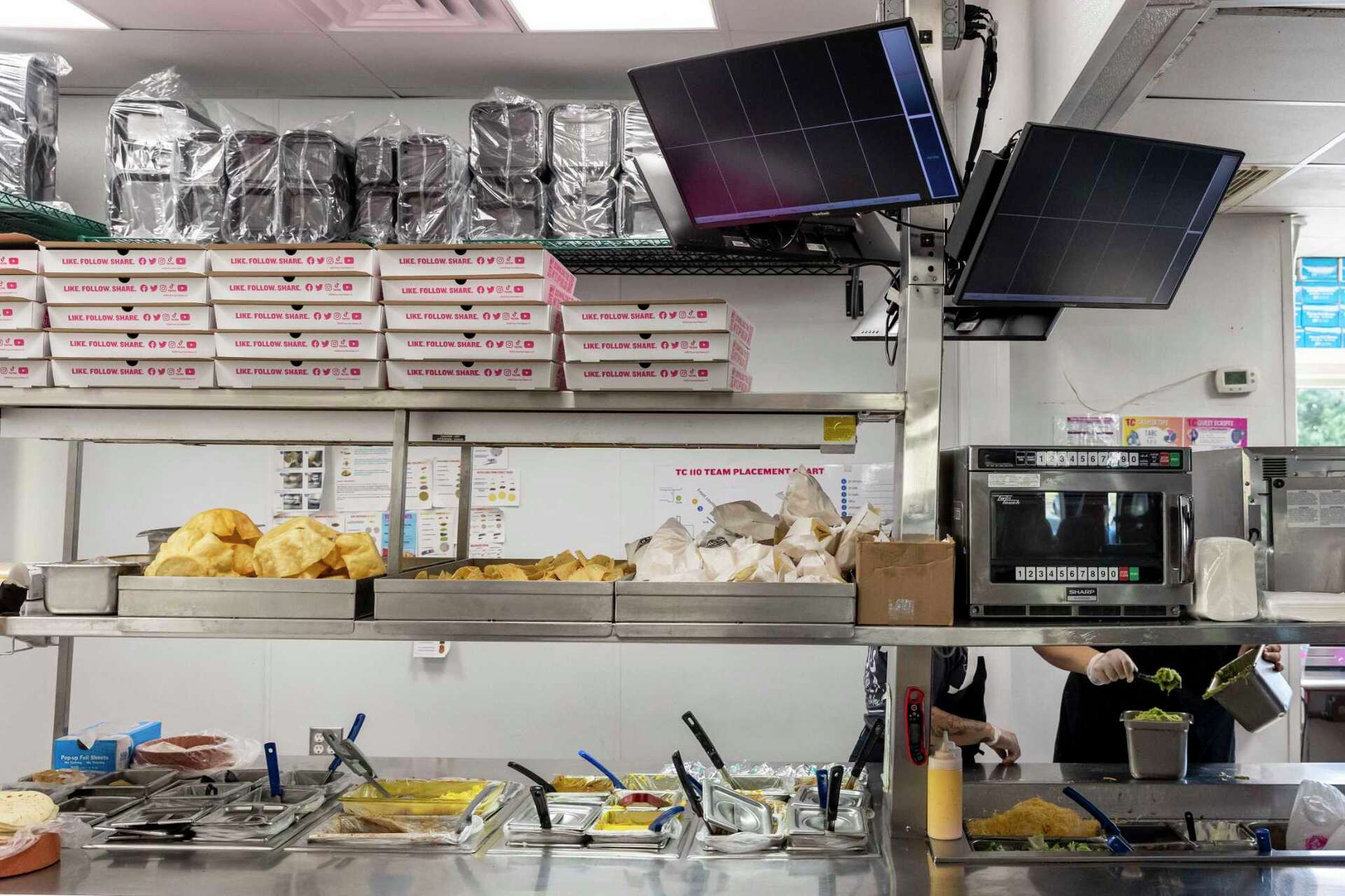 San Antonio taco chain closes nearly 10 locations in one year