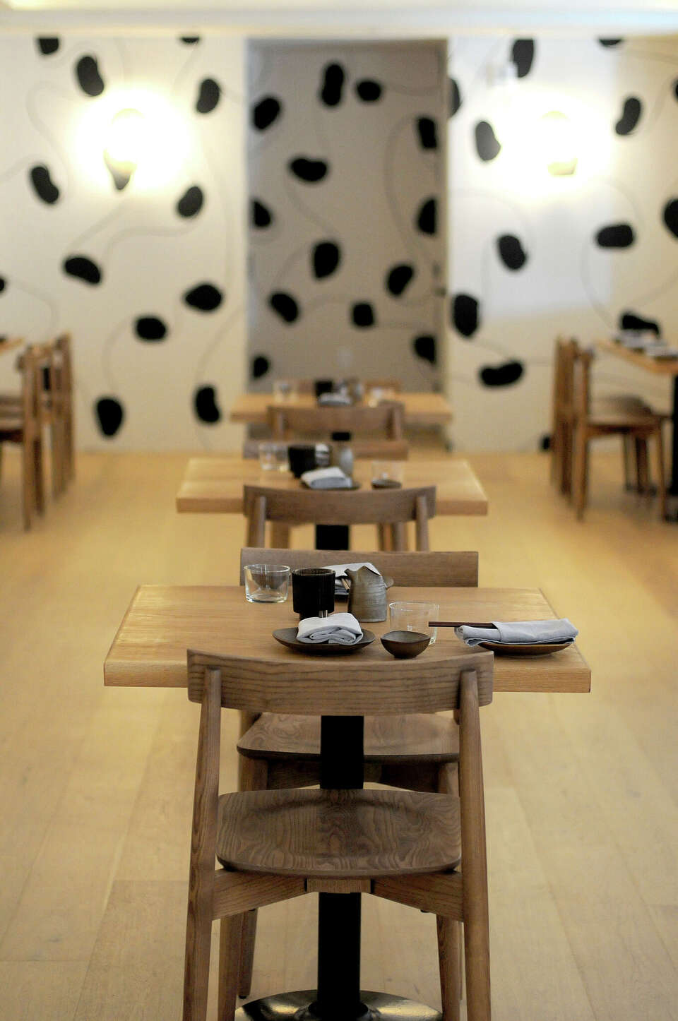 Nineteen Hyaku restaurant brings high style, sushi to Broadway